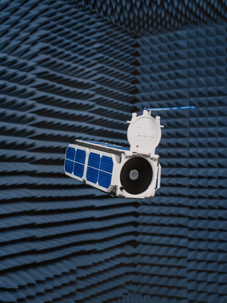 TRANSCEND MEDIA SERVICE » The Tiny Satellites Ushering in the New Space ...